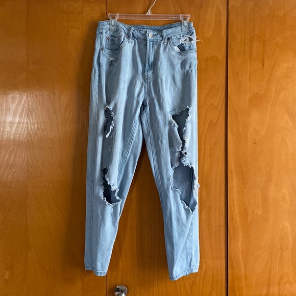 wild fable | Jeans | Wild Fable Target Light Wash Ripped Mom Jeans Size ...